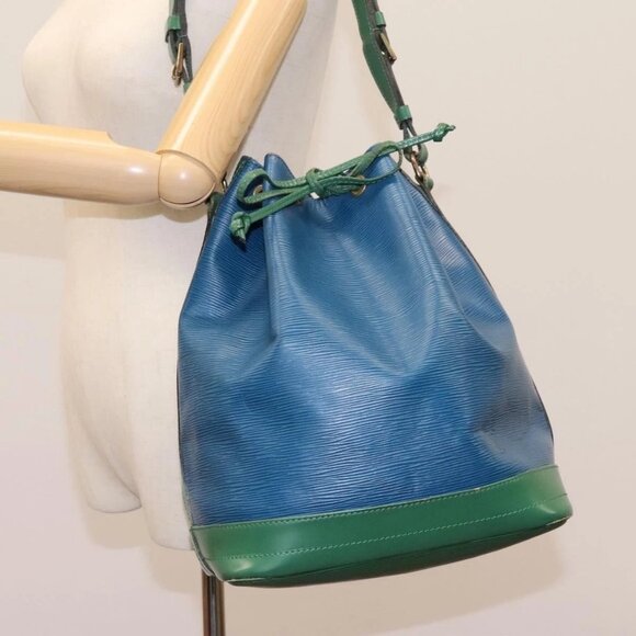Louis Vuitton | Bags | Louis Vuitton Epi Noe Shoulder Bag Bicolor Green ...